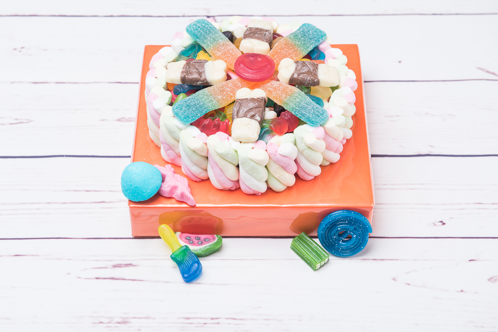 Handmade Twist Mallow Sweet Cake | Hamptons Sweet Cakes