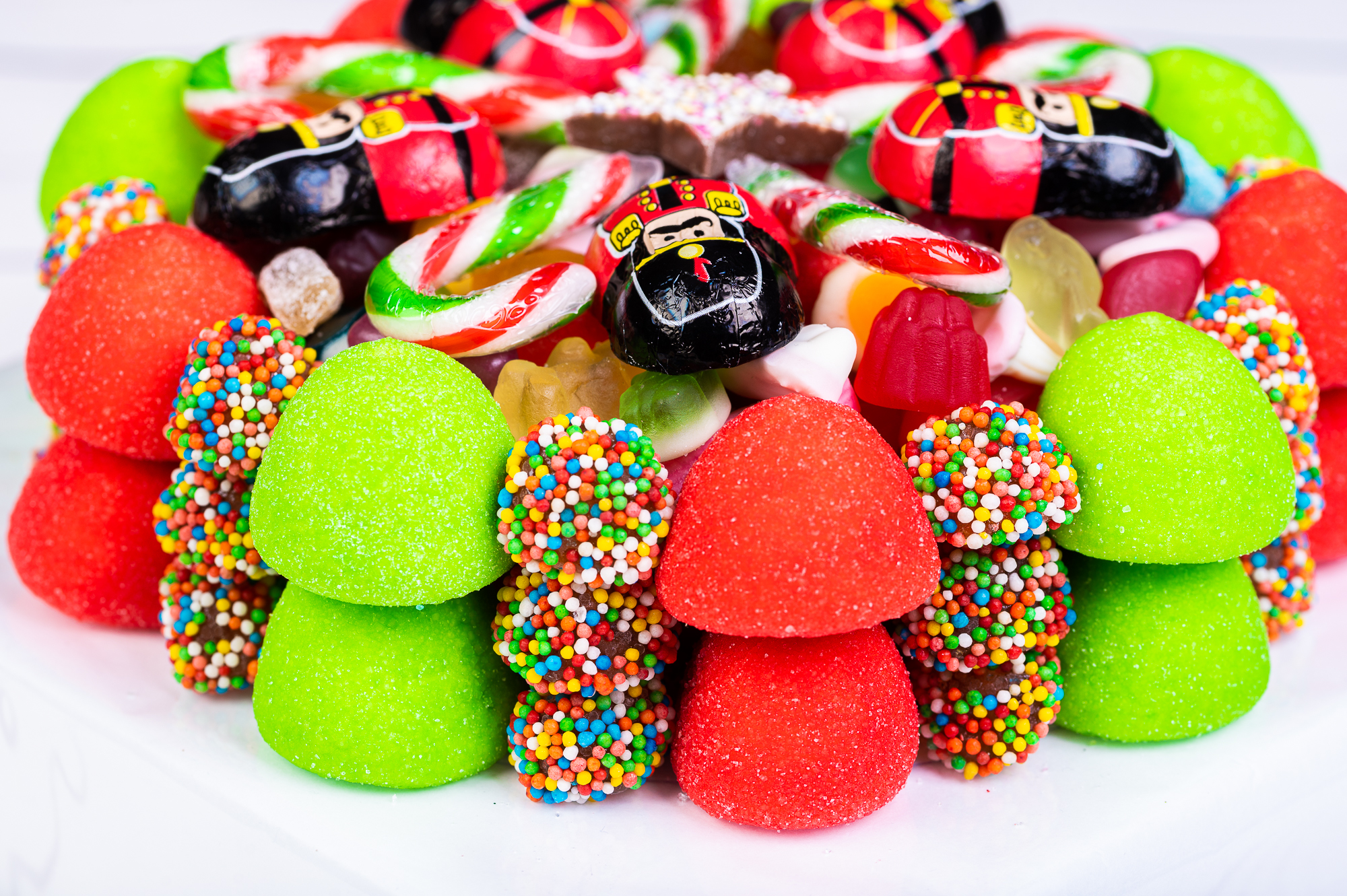 Discover the Christmas Cake Alternative - Hamptons Sweet Cakes